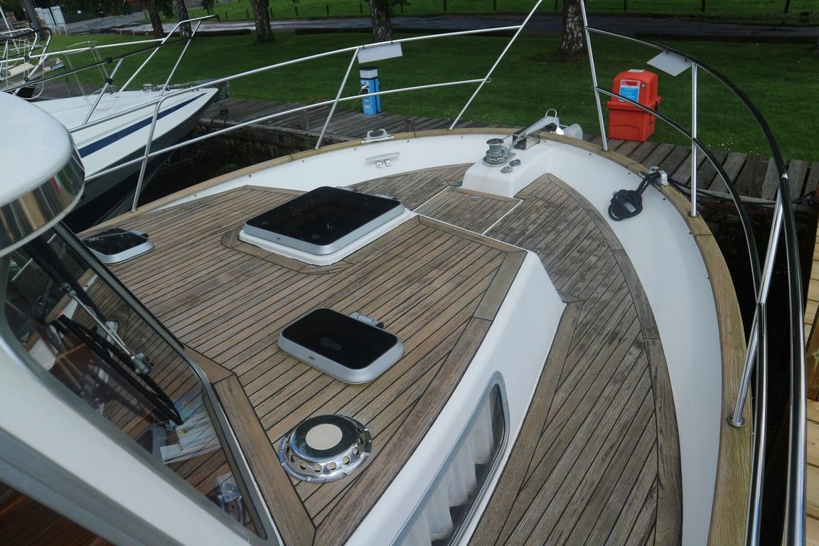 Corvette 320 For Sale | Norfolk Yacht Agency | NYB2487