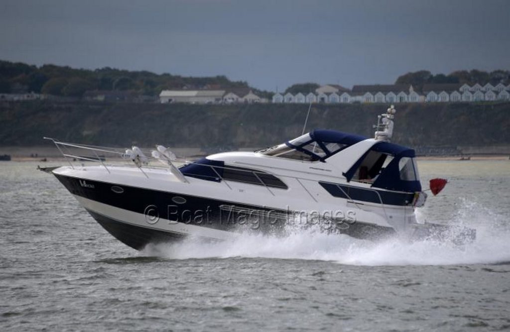 Fairline Phantom 43AC For Sale | Norfolk Yacht Agency | NYB68319