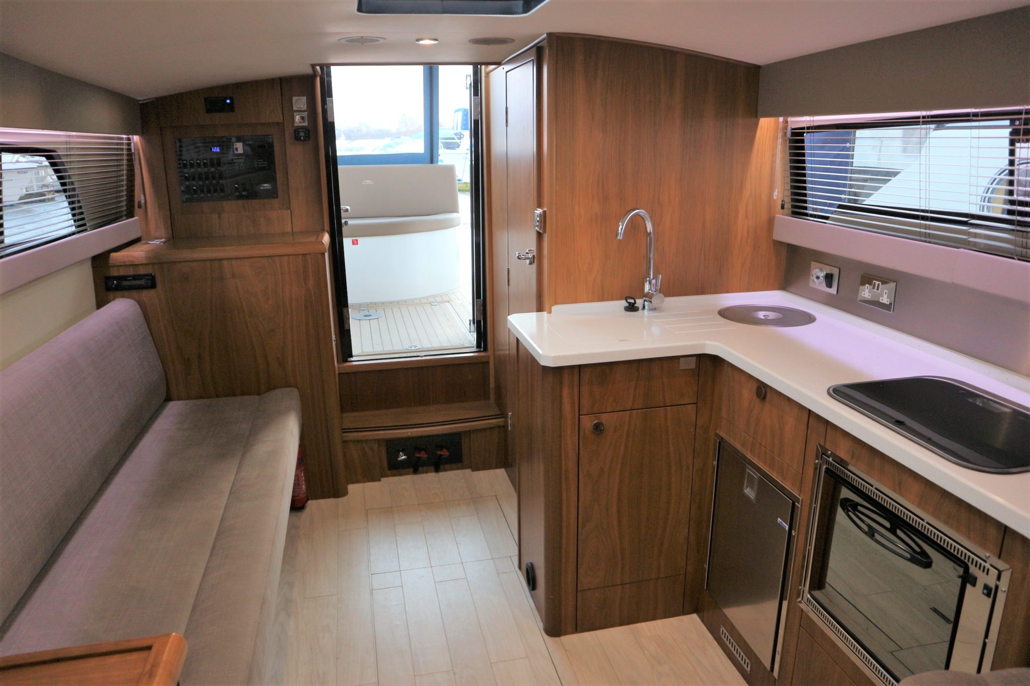 Haines 26 For Sale | Norfolk Yacht Agency | NYH70162