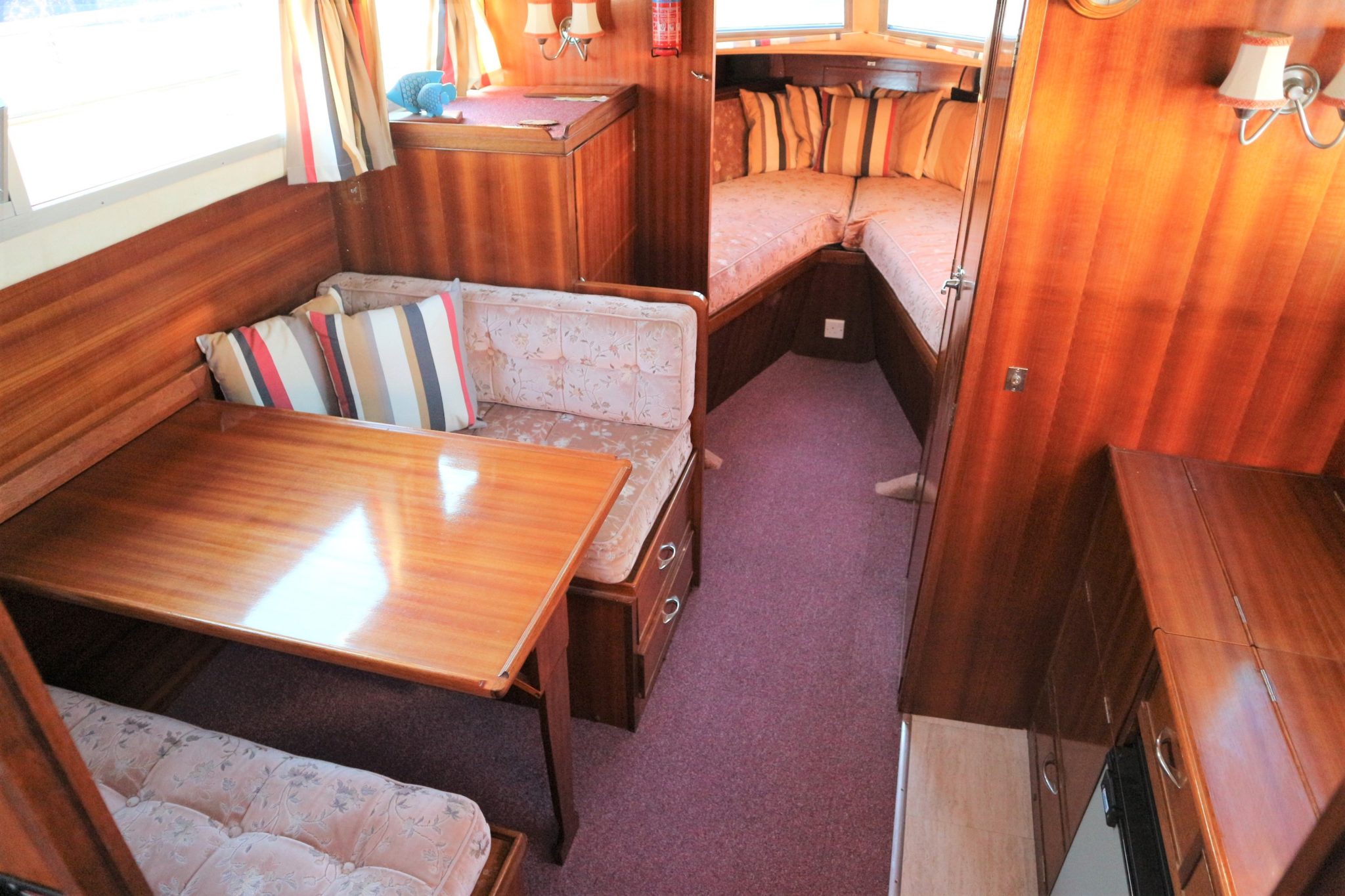 Freeman 33 Sedan For Sale | Norfolk Yacht Agency | NYH70785