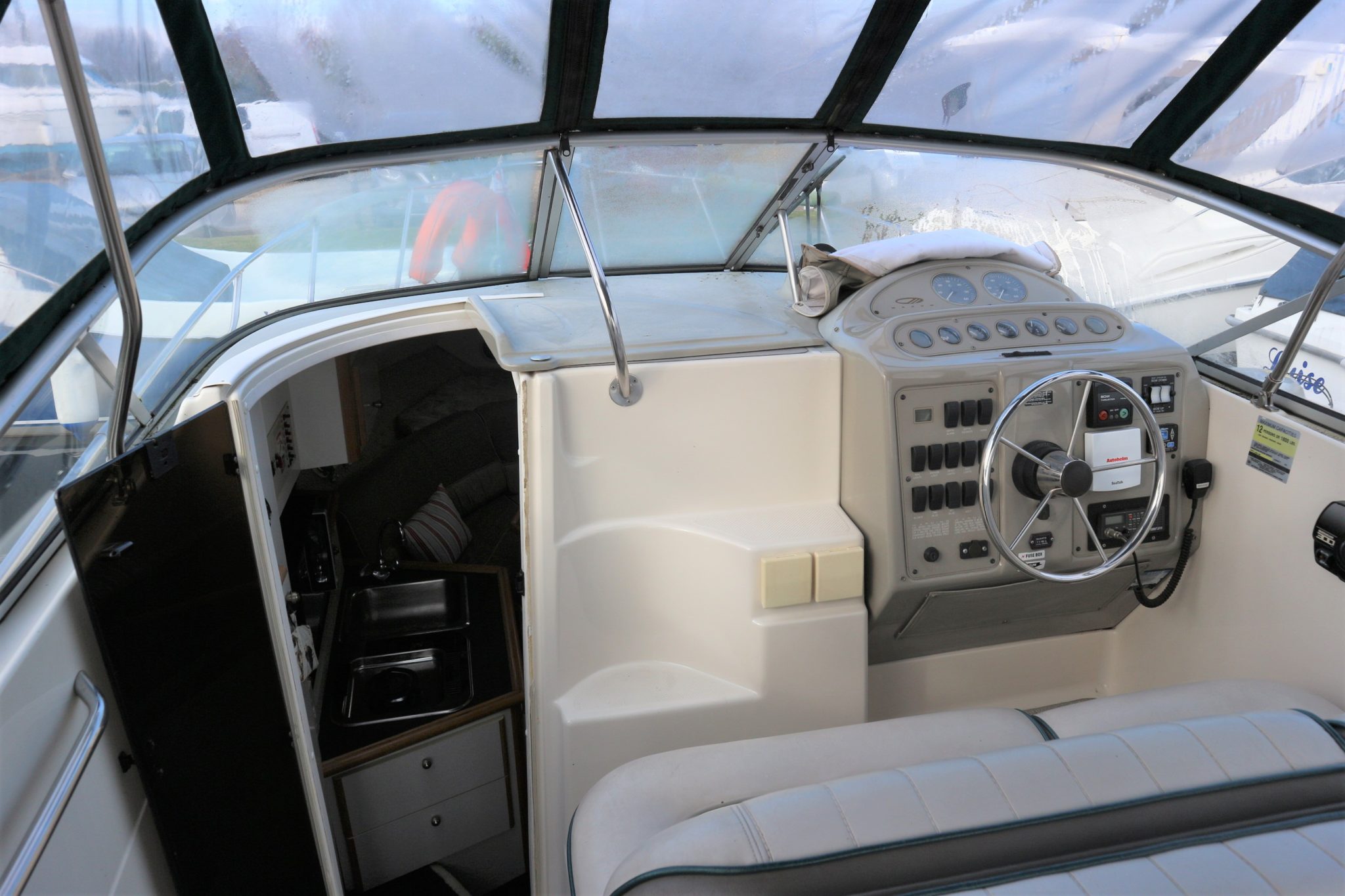 Maxum 2400 SCR For Sale | Norfolk Yacht Agency | NYH71325