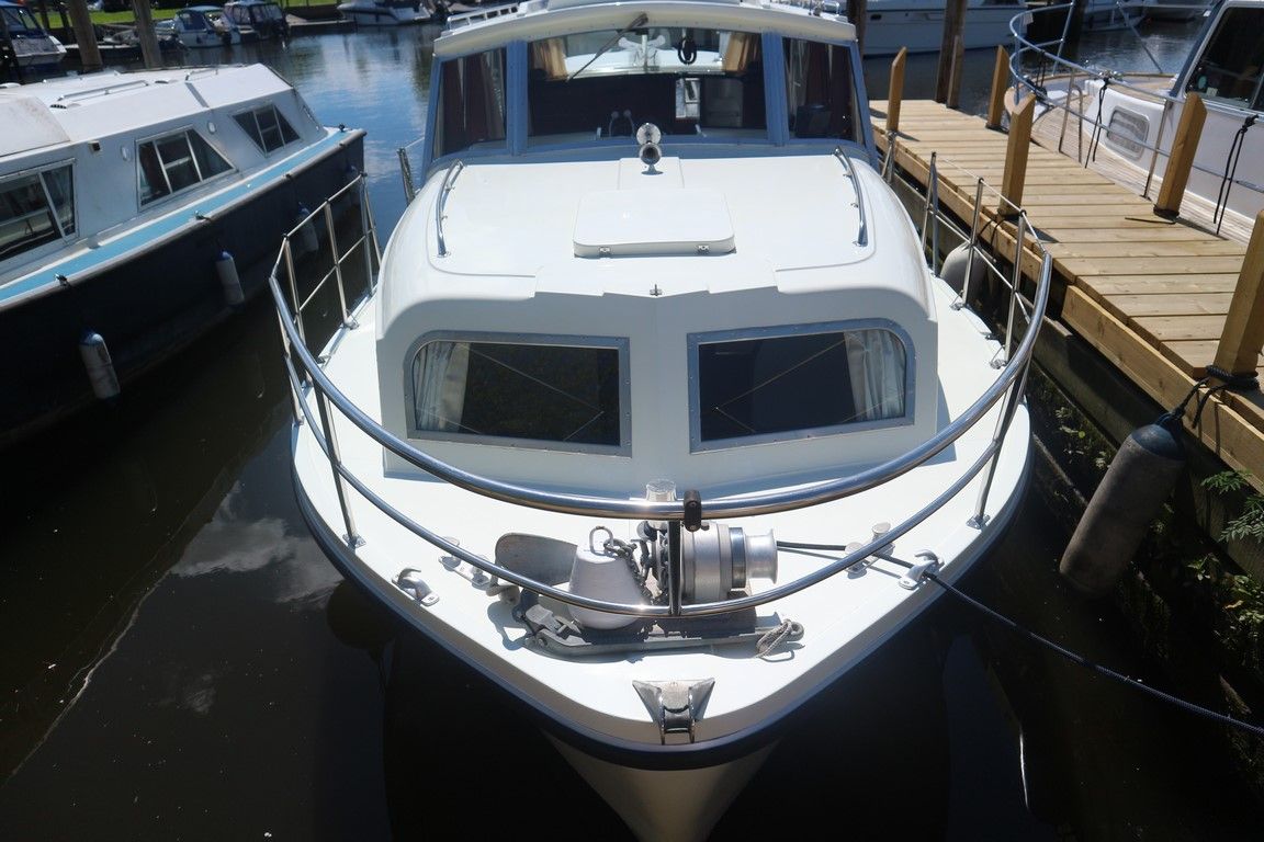 Broom 30 For Sale | Norfolk Yacht Agency | NYB73974