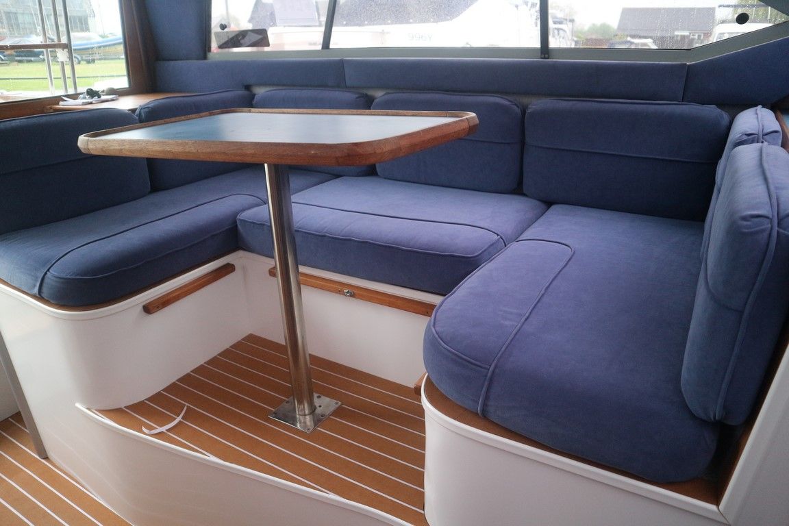 Bayliner 2556 For Sale | Norfolk Yacht Agency | NYB74060