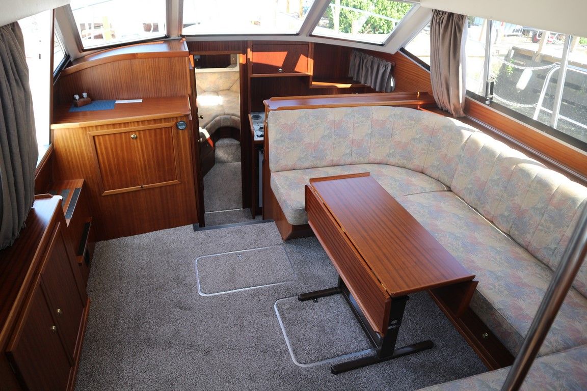 Broom Ocean 34 For Sale | Norfolk Yacht Agency | NYB78543