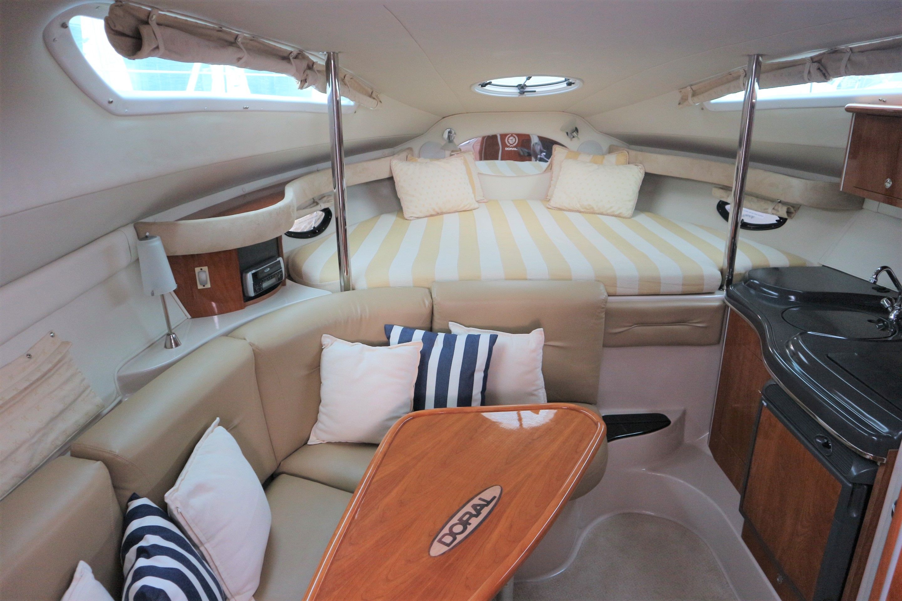 Doral Prestancia 280SE For Sale | Norfolk Yacht Agency | NYH80932