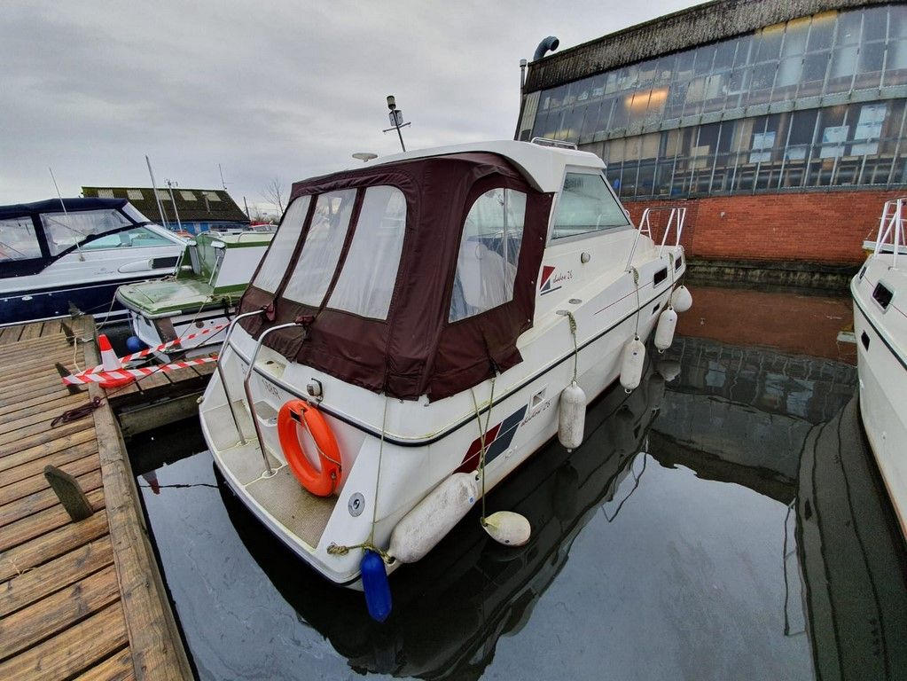 Shadow 26 For Sale | Norfolk Yacht Agency | NYB82848