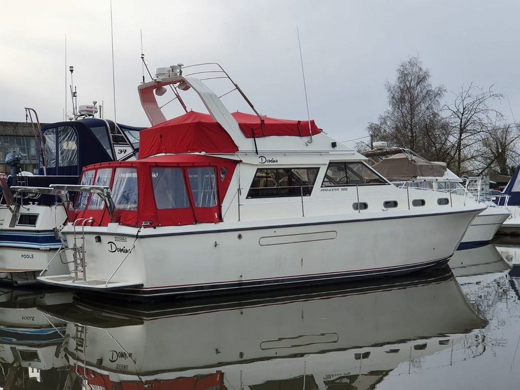 Princess 385 For Sale | Norfolk Yacht Agency | NYB82951