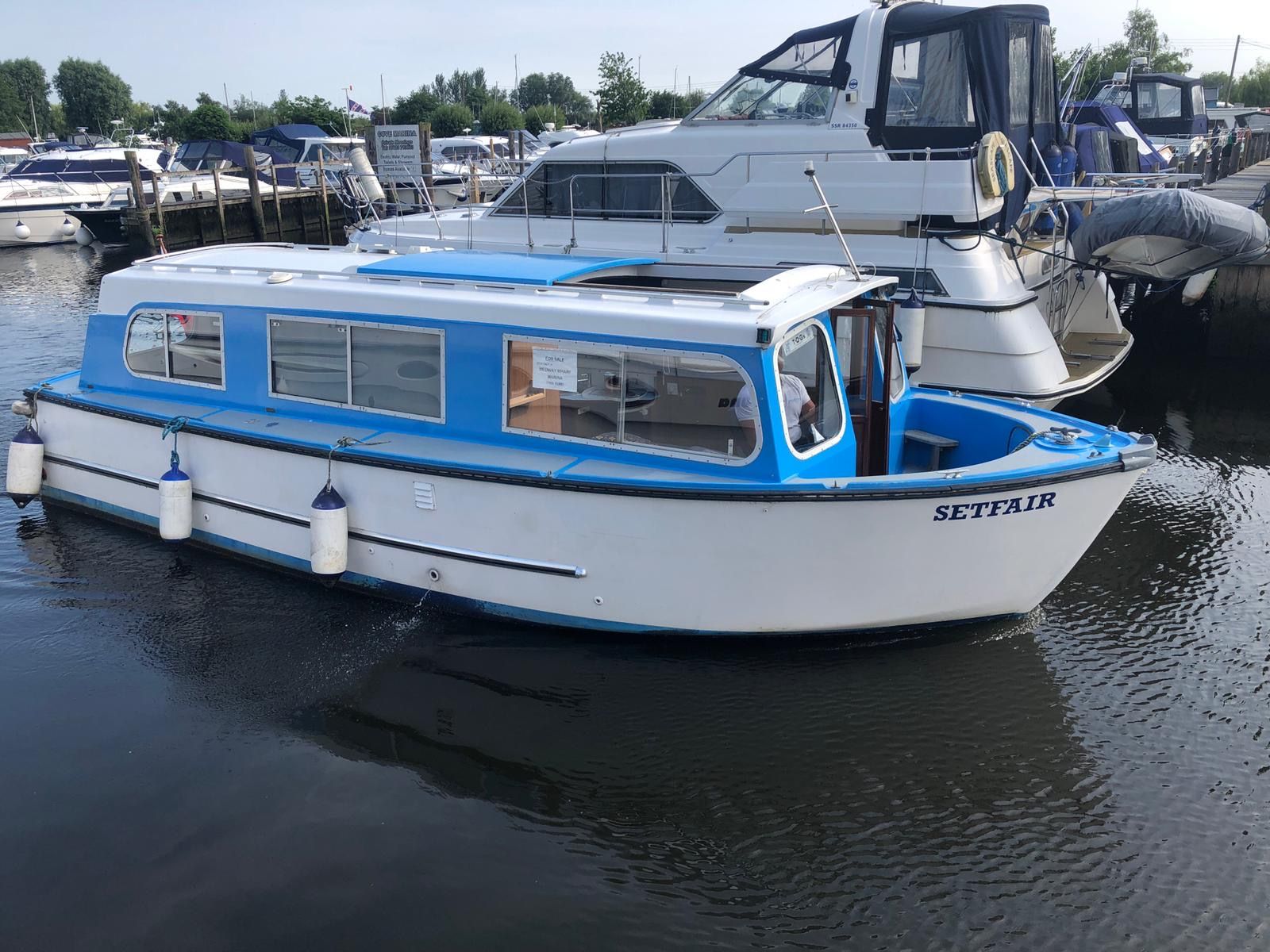 Hampton Safari 25 MK3 For Sale | Norfolk Yacht Agency | NYH86857