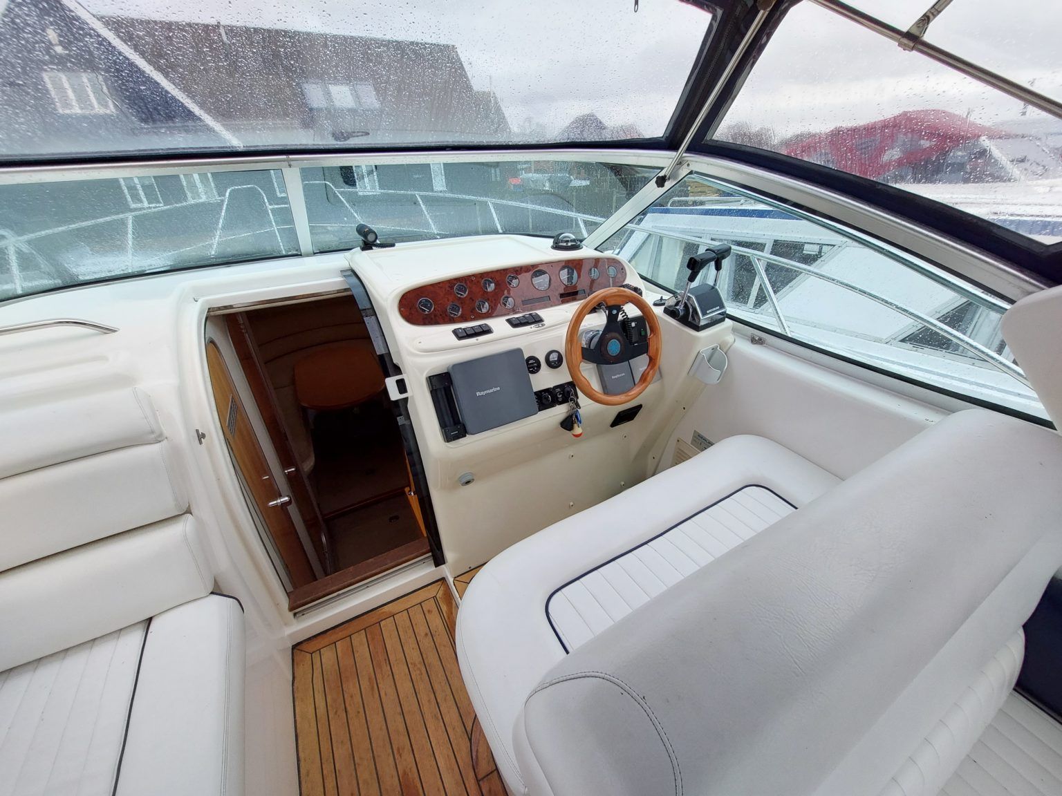 Sealine S28 For Sale | Norfolk Yacht Agency | NYH134651
