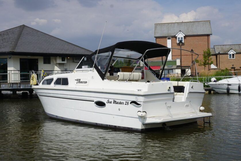 Viking/Seamaster 28 For Sale | Norfolk Yacht Agency | NYB135948