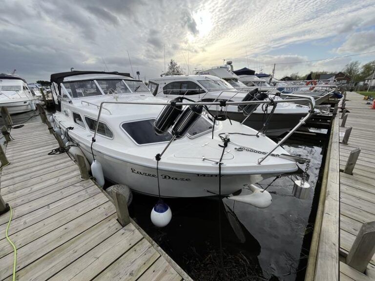 Viking/Seamaster 28 For Sale | Norfolk Yacht Agency | NYB135948