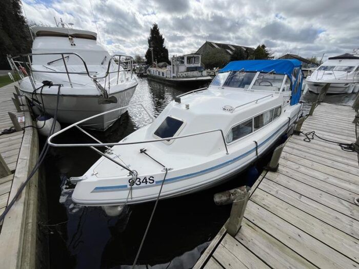 Viking 22 Wide Beam For Sale | Norfolk Yacht Agency | NYB137209