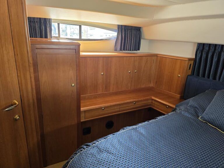 Broom 42CL For Sale | Norfolk Yacht Agency | NYB139809