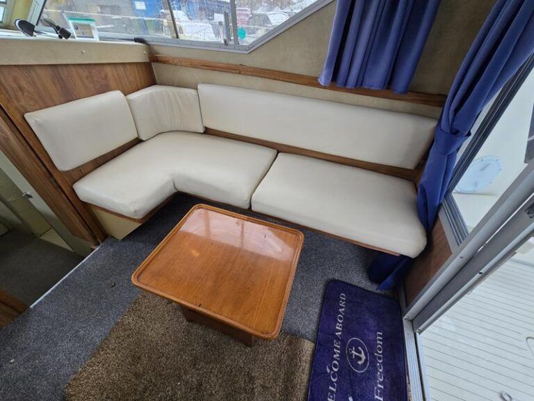 Princess 30DS For Sale | Norfolk Yacht Agency | NYB146107