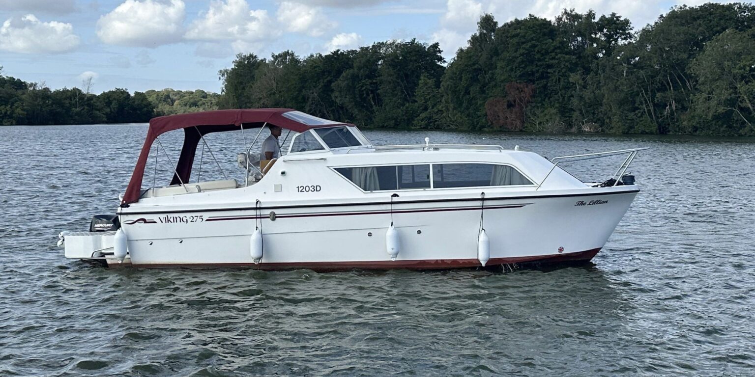 Viking 275 Hi-Line For Sale | Norfolk Yacht Agency | NYH158318
